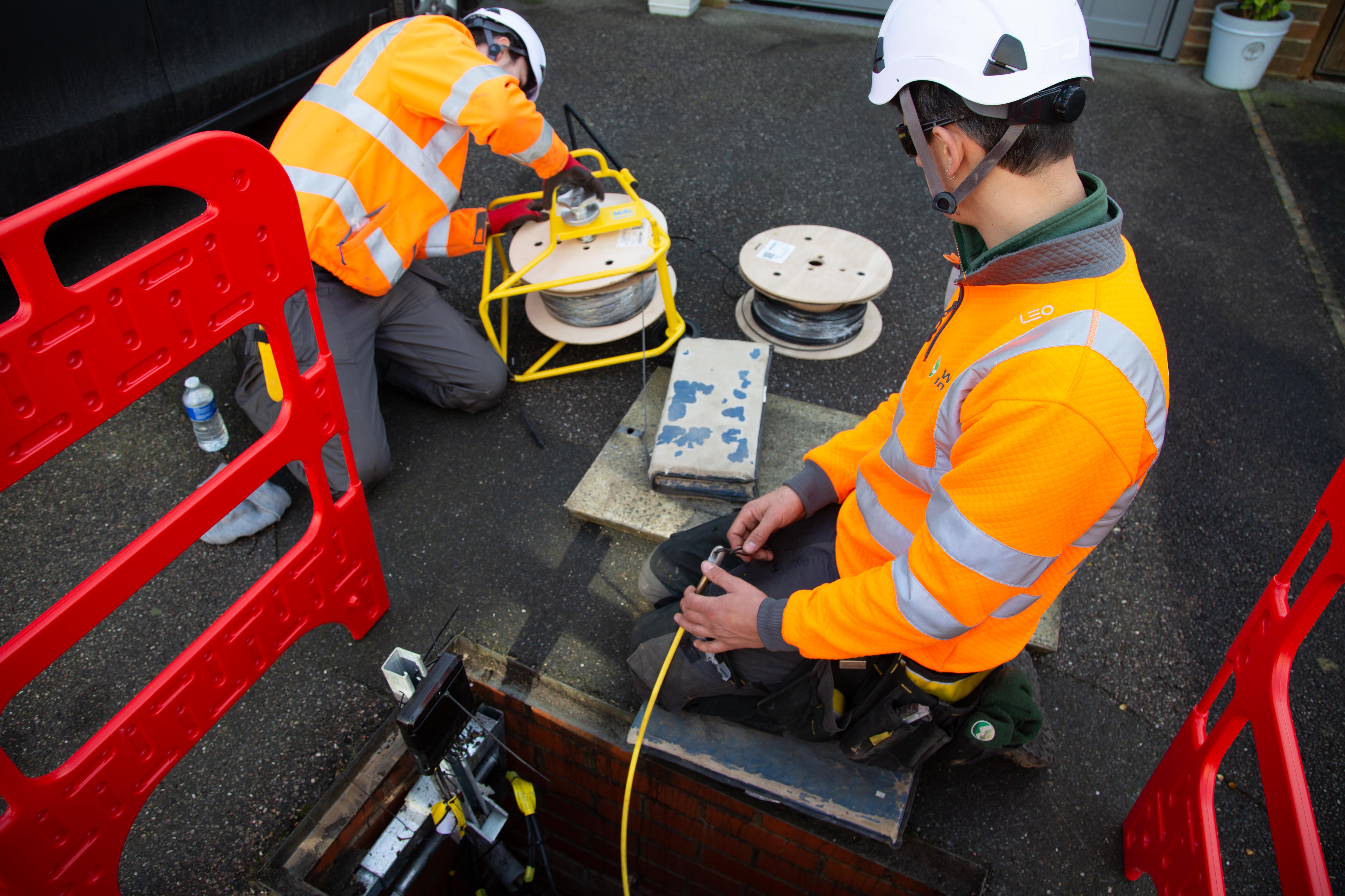 How We Install Full Fibre Broadband | Guides | Wessex Internet